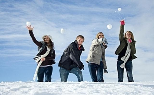 Winter Activities for College Students | StartSchoolNow