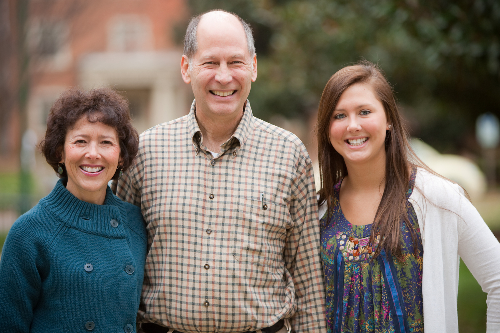 5 Benefits of Staying Close to Home for College | StartSchoolNow