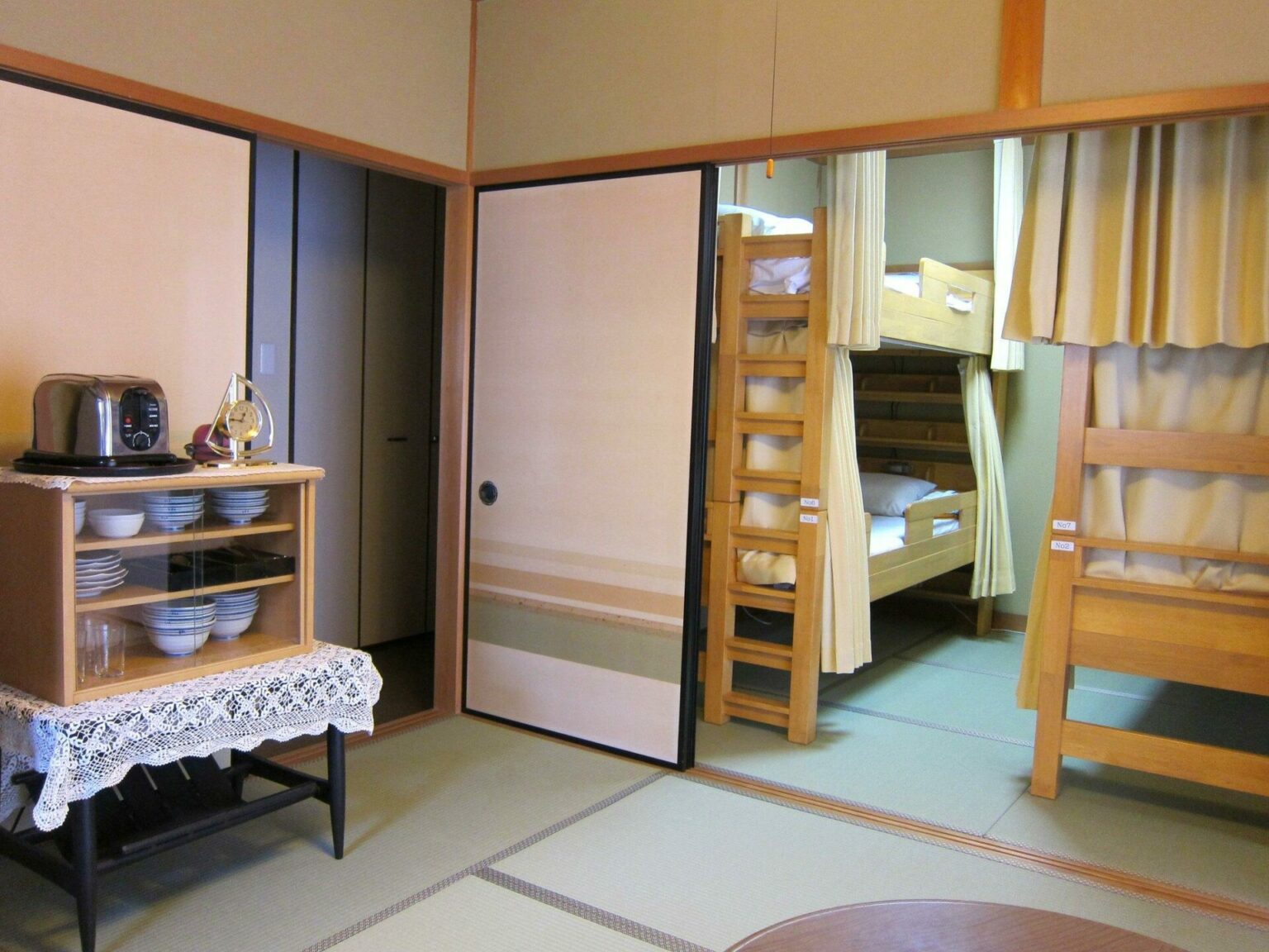 How Do College Room Checks Work? | StartSchoolNow